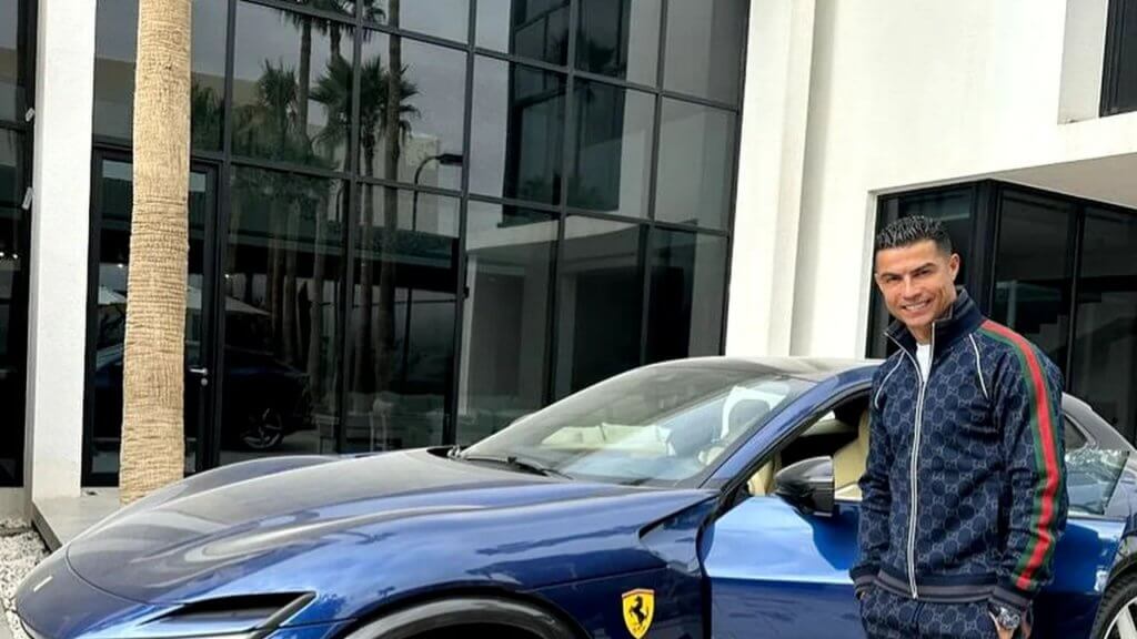 Cristiano Ronaldo Ferrari Koleksiyonu - Ünlülerin En Pahalı Ferrari ...